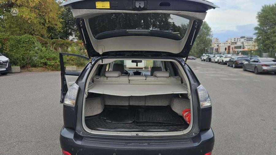 Melns Lexus RX 400h 2008 Viļņa, ar dzinēja tilpumu 3.31 L un nobraukumu 222 tūkst. km par 5700 €, foto 15 vietnē AUTOMOTO.COM.LV