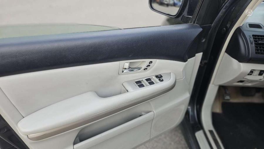 Melns Lexus RX 400h 2008 Viļņa, ar dzinēja tilpumu 3.31 L un nobraukumu 222 tūkst. km par 5700 €, foto 20 vietnē AUTOMOTO.COM.LV
