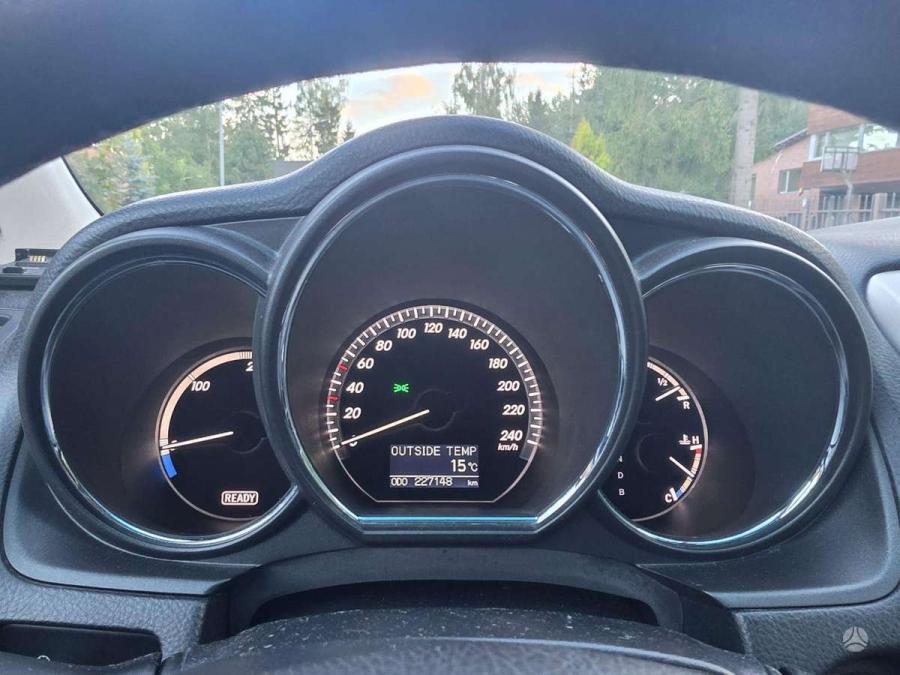 Melns Lexus RX 400h 2008 Viļņa, ar dzinēja tilpumu 3.32 L un nobraukumu 227 tūkst. km par 5800 €, foto 22 vietnē AUTOMOTO.COM.LV
