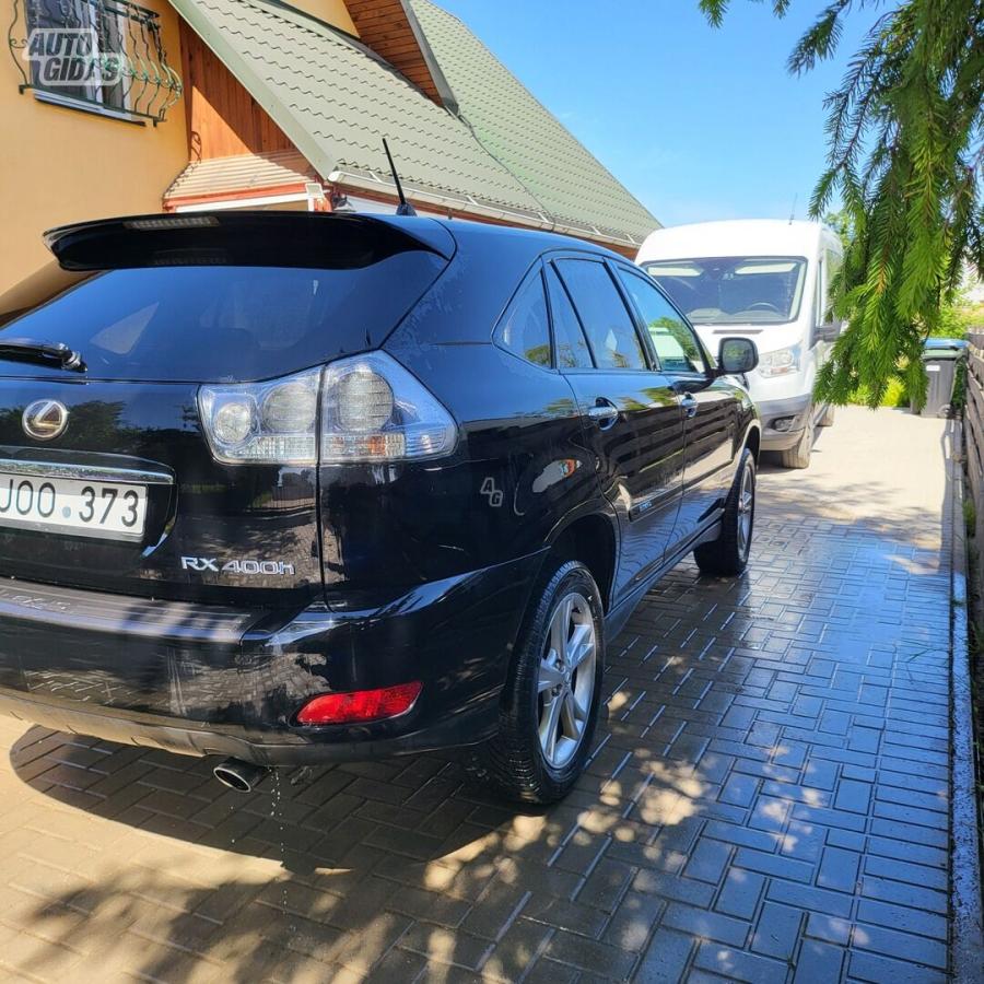 Black Lexus RX 400h 2009 in Trakai, with an engine capacity of 3.30 L and mileage of 343 thousand km for 7200 €, photo 1 on AUTOMOTO.COM.LV