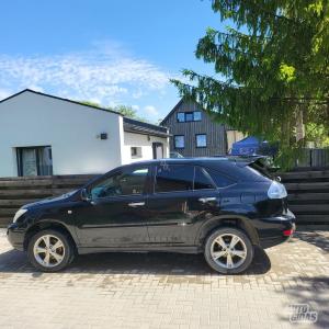 Black Lexus RX 400h 2009 in Trakai, with an engine capacity of 3.30 L and mileage of 343 thousand km for 7200 €, photo 15 on AUTOMOTO.COM.LV