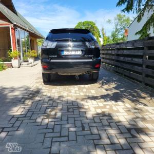 Black Lexus RX 400h 2009 in Trakai, with an engine capacity of 3.30 L and mileage of 343 thousand km for 7200 €, photo 16 on AUTOMOTO.COM.LV