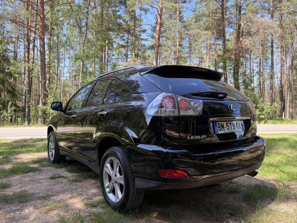 Black Lexus RX 400h 2009 in Vilnius, with an engine capacity of 3.30 L and mileage of 226 thousand km for 7800 €, photo 5 on AUTOMOTO.COM.LV