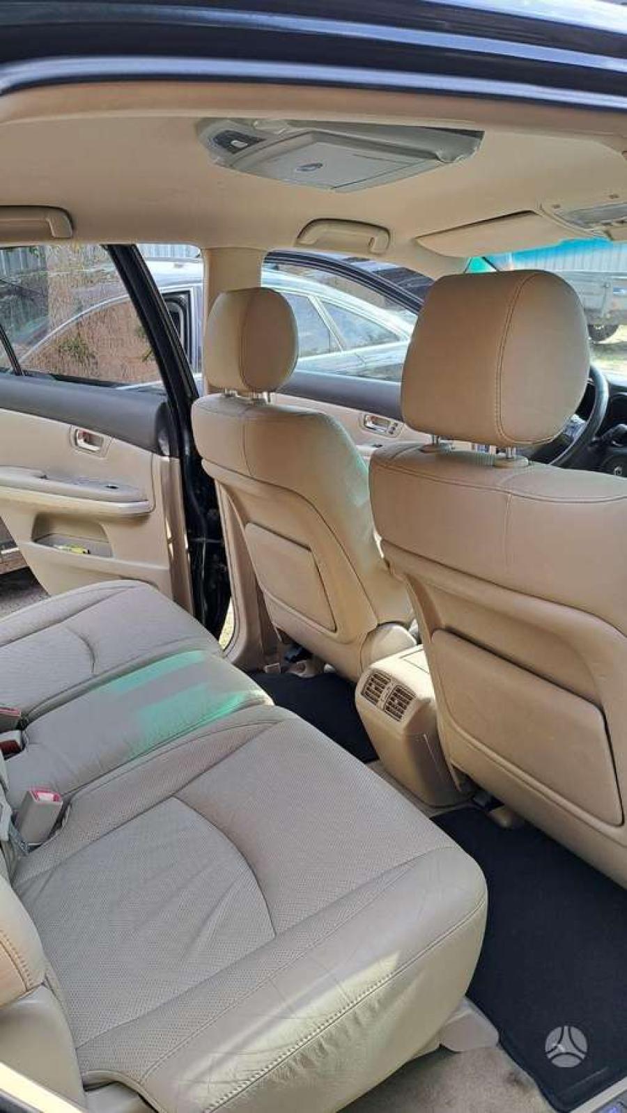 Melns Lexus RX 400h 2009 Viļņa, ar dzinēja tilpumu 3.30 L un nobraukumu 360 tūkst. km par 6500 €, foto 9 vietnē AUTOMOTO.COM.LV