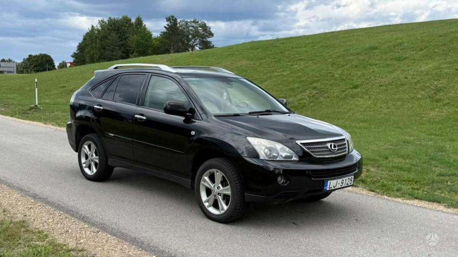 Black Lexus RX 400h 2010 in Riga, with an engine capacity of 3.30 L and mileage of 333 thousand km for 4700 €, photo 1 on AUTOMOTO.COM.LV