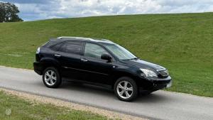 Black Lexus RX 400h 2010 in Riga, with an engine capacity of 3.30 L and mileage of 333 thousand km for 4700 €, photo 3 on AUTOMOTO.COM.LV
