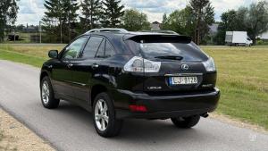 Black Lexus RX 400h 2010 in Riga, with an engine capacity of 3.30 L and mileage of 333 thousand km for 4700 €, photo 7 on AUTOMOTO.COM.LV