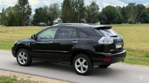 Black Lexus RX 400h 2010 in Riga, with an engine capacity of 3.30 L and mileage of 333 thousand km for 4700 €, photo 8 on AUTOMOTO.COM.LV