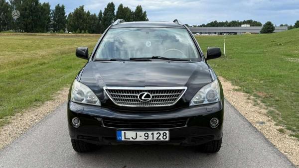 Black Lexus RX 400h 2010 in Riga, with an engine capacity of 3.30 L and mileage of 333 thousand km for 4700 €, photo 10 on AUTOMOTO.COM.LV