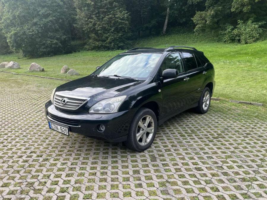 Black Lexus RX 400h 2010 in Vilnius, with an engine capacity of 3.31 L and mileage of 324 thousand km for 4500 €, photo 1 on AUTOMOTO.COM.LV