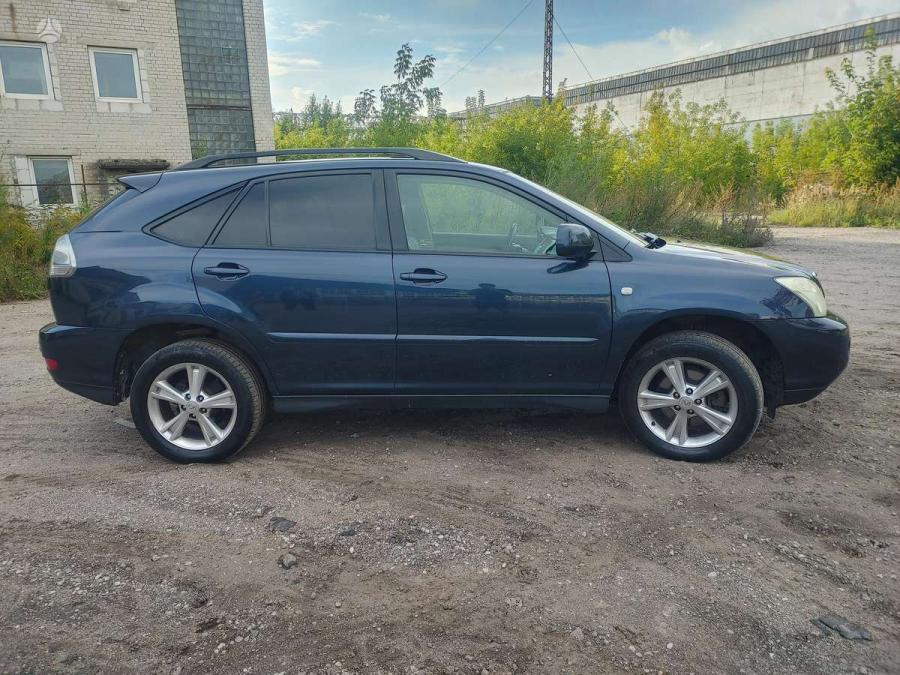 Blue Lexus RX 400h 2005 in Vilnius, with an engine capacity of 3.31 L and mileage of 300 thousand km for 6500 €, photo 4 on AUTOMOTO.COM.LV