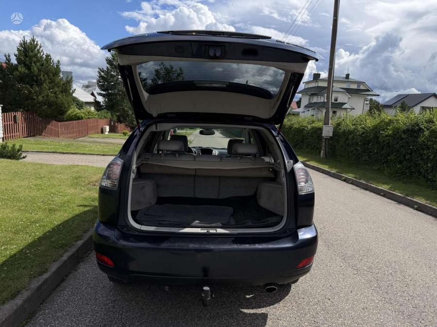 Blue Lexus RX 400h 2006 in Vilnius, with an engine capacity of 3.31 L and mileage of 250 thousand km for 3950 €, photo 12 on AUTOMOTO.COM.LV