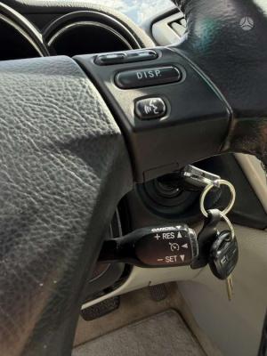 Blue Lexus RX 400h 2006 in Vilnius, with an engine capacity of 3.31 L and mileage of 250 thousand km for 3950 €, photo 27 on AUTOMOTO.COM.LV