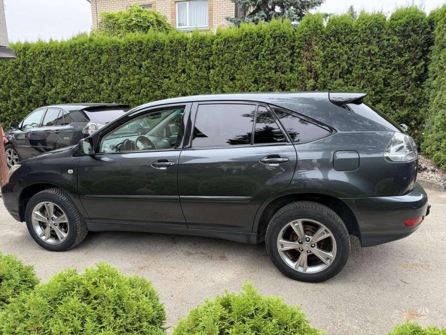 Blue Lexus RX 400h 2006 in Siauliai, with an engine capacity of 3.50 L and mileage of 290 thousand km for 6200 €, photo 4 on AUTOMOTO.COM.LV
