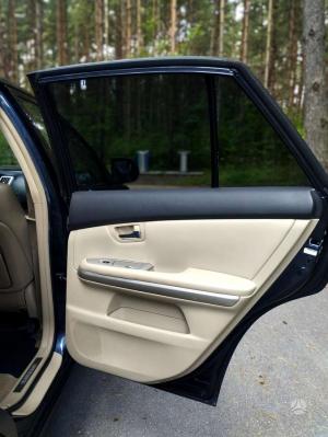 Zils Lexus RX 400h 2007 Viļņa, ar dzinēja tilpumu 3.31 L un nobraukumu 340 tūkst. km par 5900 €, foto 25 vietnē AUTOMOTO.COM.LV