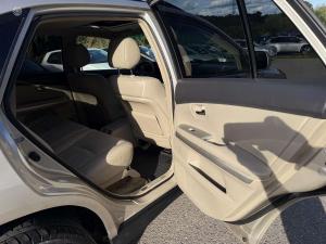 Brūns Lexus RX 400h 2006 Viļņa, ar dzinēja tilpumu 3.30 L un nobraukumu 300 tūkst. km par 3850 €, foto 13 vietnē AUTOMOTO.COM.LV