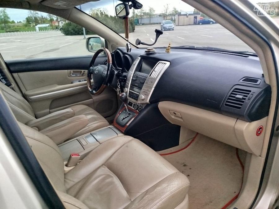 Lexus RX 400h 2006 in Vilnius, with an engine capacity of 3.30 L and mileage of 309 thousand km for 5000 €, photo 13 on AUTOMOTO.COM.LV