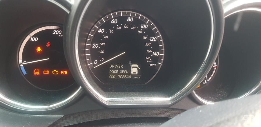 Lexus RX 400h 2006 in Panevezys, with an engine capacity of 3.30 L and mileage of 330 thousand km for 2150 €, photo 12 on AUTOMOTO.COM.LV