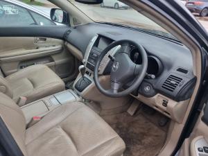Lexus RX 400h 2007 in Taurage, with an engine capacity of 3.30 L and mileage of 150 thousand km for 1800 €, photo 9 on AUTOMOTO.COM.LV