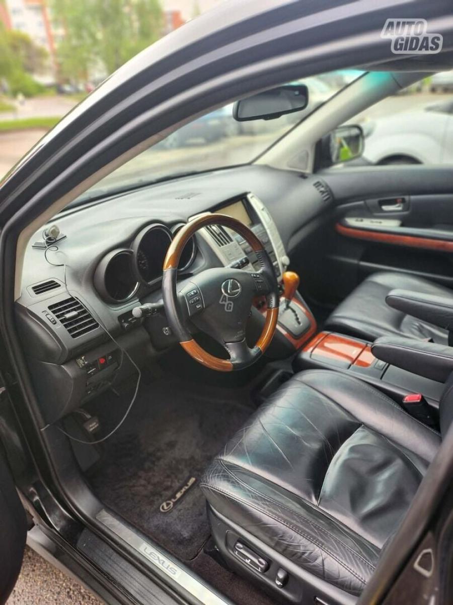 Lexus RX 400h 2007 in Vilnius, with an engine capacity of 3.30 L and mileage of 300 thousand km for 4800 €, photo 10 on AUTOMOTO.COM.LV