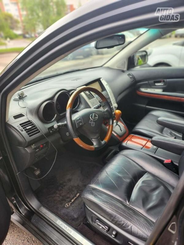 Lexus RX 400h 2007 in Vilnius, with an engine capacity of 3.30 L and mileage of 300 thousand km for 4800 €, photo 9 on AUTOMOTO.COM.LV
