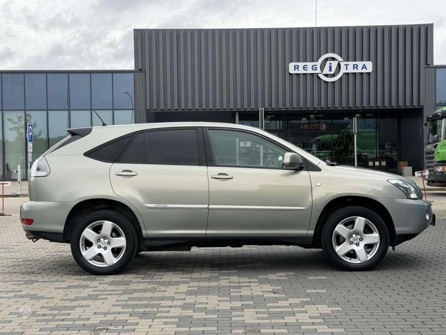 Lexus RX 400h 2007 in Siauliai, with an engine capacity of 3.31 L and mileage of 275 thousand km for 5990 €, photo 5 on AUTOMOTO.COM.LV
