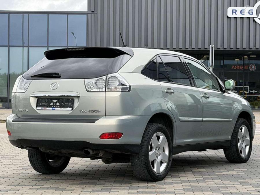 Lexus RX 400h 2007 in Siauliai, with an engine capacity of 3.31 L and mileage of 275 thousand km for 5990 €, photo 6 on AUTOMOTO.COM.LV