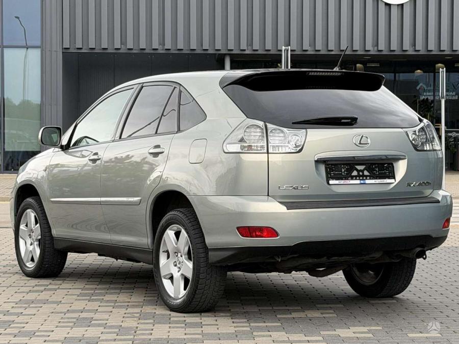 Lexus RX 400h 2007 in Siauliai, with an engine capacity of 3.31 L and mileage of 275 thousand km for 5990 €, photo 8 on AUTOMOTO.COM.LV