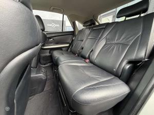 Lexus RX 400h 2007 in Siauliai, with an engine capacity of 3.31 L and mileage of 275 thousand km for 5990 €, photo 19 on AUTOMOTO.COM.LV