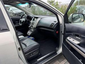 Lexus RX 400h 2007 in Siauliai, with an engine capacity of 3.31 L and mileage of 275 thousand km for 5990 €, photo 22 on AUTOMOTO.COM.LV