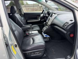 Lexus RX 400h 2007 in Siauliai, with an engine capacity of 3.31 L and mileage of 275 thousand km for 5990 €, photo 23 on AUTOMOTO.COM.LV
