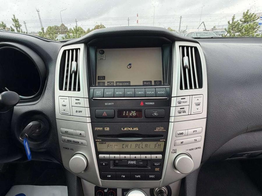 Lexus RX 400h 2007 in Siauliai, with an engine capacity of 3.31 L and mileage of 275 thousand km for 5990 €, photo 27 on AUTOMOTO.COM.LV
