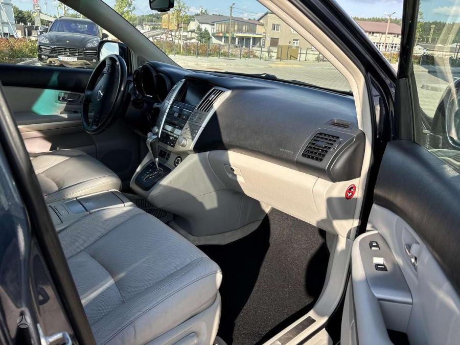 Lexus RX 400h 2008 in Vilnius, with an engine capacity of 3.50 L and mileage of 228 thousand km for 7550 €, photo 7 on AUTOMOTO.COM.LV