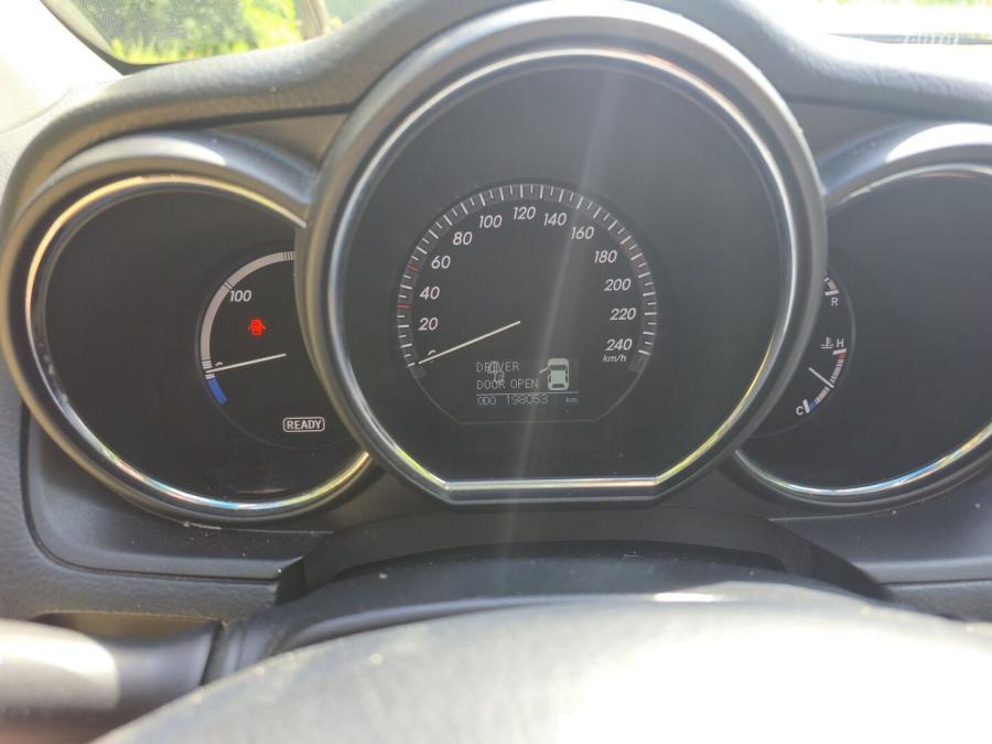 Lexus RX 400h 2008 in Kaunas, with an engine capacity of 3.30 L and mileage of 198 thousand km for 7200 €, photo 13 on AUTOMOTO.COM.LV