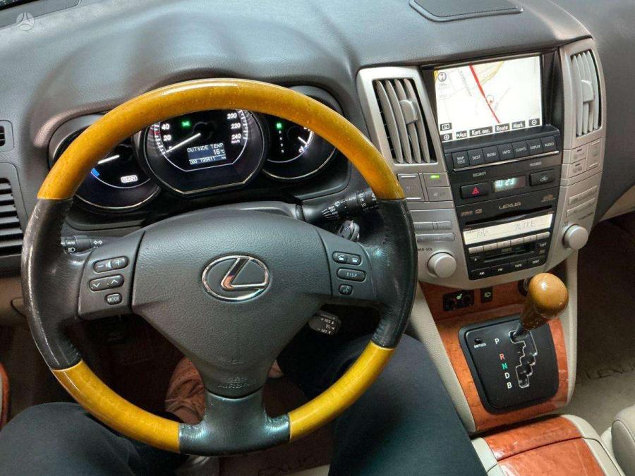 Lexus RX 400h 2008 Viļņa, ar dzinēja tilpumu 3.31 L un nobraukumu 199 tūkst. km par 8999 €, foto 4 vietnē AUTOMOTO.COM.LV