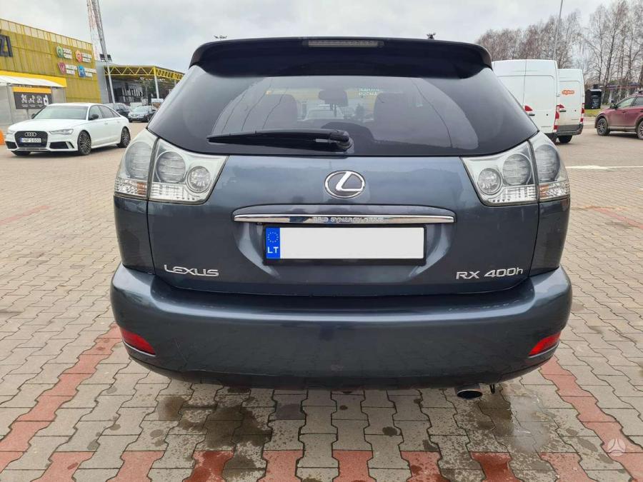 Pelēks Lexus RX 400h 2005 Viļņa, ar dzinēja tilpumu 3.30 L un nobraukumu 264 tūkst. km par 4500 €, foto 4 vietnē AUTOMOTO.COM.LV