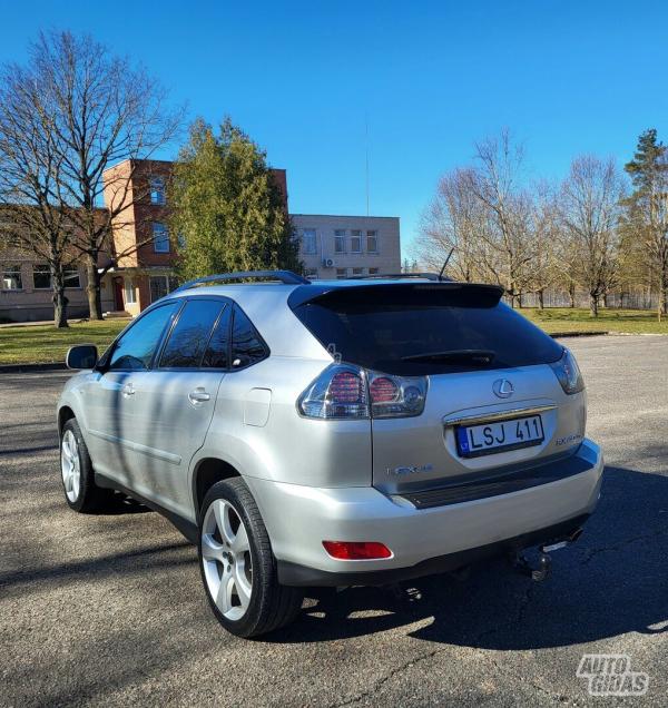 Pelēks Lexus RX 400h 2005 Šauļi, ar dzinēja tilpumu 3.30 L un nobraukumu 385 tūkst. km par 4950 €, foto 6 vietnē AUTOMOTO.COM.LV