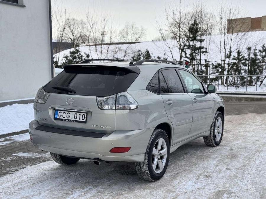 Grey Lexus RX 400h 2006 in Klaipeda, with an engine capacity of 3.31 L and mileage of 205 thousand km for 4950 €, photo 5 on AUTOMOTO.COM.LV