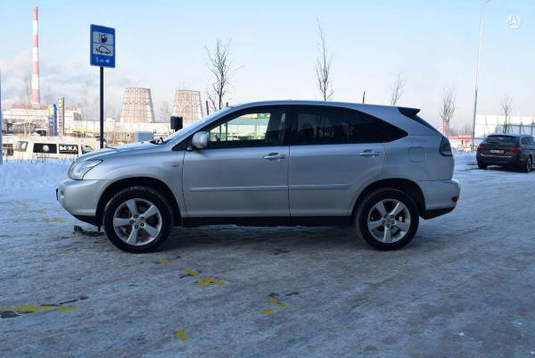 Grey Lexus RX 400h 2006 in Vilnius, with an engine capacity of 3.31 L and mileage of 277 thousand km for 5555 €, photo 4 on AUTOMOTO.COM.LV