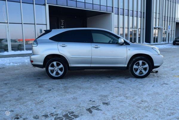 Grey Lexus RX 400h 2006 in Vilnius, with an engine capacity of 3.31 L and mileage of 277 thousand km for 5555 €, photo 8 on AUTOMOTO.COM.LV