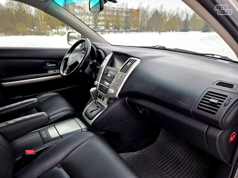 Pelēks Lexus RX 400h 2006 Viļņa, ar dzinēja tilpumu 3.30 L un nobraukumu 280 tūkst. km par 4500 €, foto 19 vietnē AUTOMOTO.COM.LV