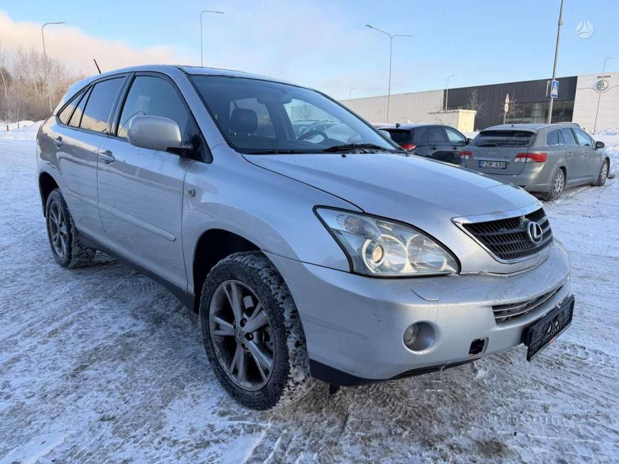 Pelēks Lexus RX 400h 2006 Viļņa, ar dzinēja tilpumu 3.31 L un nobraukumu 348 tūkst. km par 4950 €, foto 3 vietnē AUTOMOTO.COM.LV