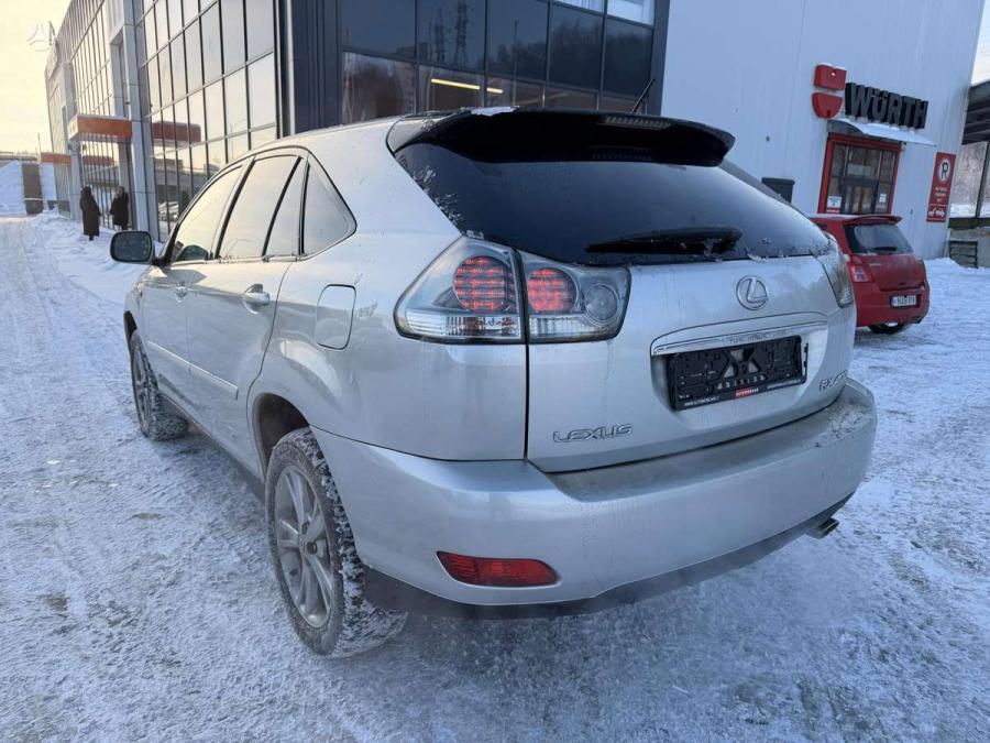 Pelēks Lexus RX 400h 2006 Viļņa, ar dzinēja tilpumu 3.31 L un nobraukumu 348 tūkst. km par 4950 €, foto 5 vietnē AUTOMOTO.COM.LV
