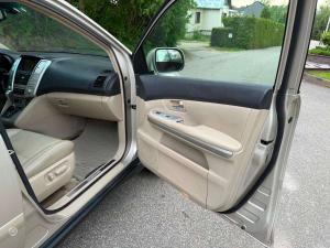 Pelēks Lexus RX 400h 2006 Viļņa, ar dzinēja tilpumu 3.31 L un nobraukumu 206 tūkst. km par 3450 €, foto 13 vietnē AUTOMOTO.COM.LV