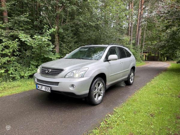 Pelēks Lexus RX 400h 2006 Viļņa, ar dzinēja tilpumu 3.31 L un nobraukumu 336 tūkst. km par 3600 €, foto 1 vietnē AUTOMOTO.COM.LV