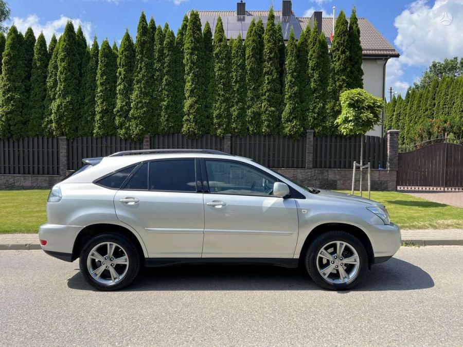 Pelēks Lexus RX 400h 2006 Viļņa, ar dzinēja tilpumu 3.30 L un nobraukumu 368 tūkst. km par 4500 €, foto 7 vietnē AUTOMOTO.COM.LV