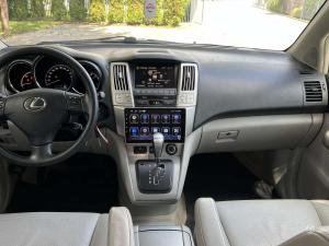 Pelēks Lexus RX 400h 2006 Viļņa, ar dzinēja tilpumu 3.30 L un nobraukumu 368 tūkst. km par 4500 €, foto 14 vietnē AUTOMOTO.COM.LV