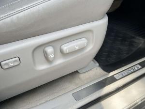 Pelēks Lexus RX 400h 2006 Viļņa, ar dzinēja tilpumu 3.30 L un nobraukumu 368 tūkst. km par 4500 €, foto 19 vietnē AUTOMOTO.COM.LV