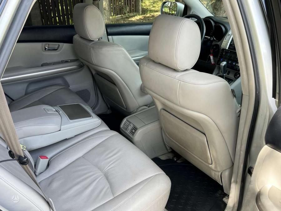 Pelēks Lexus RX 400h 2006 Viļņa, ar dzinēja tilpumu 3.30 L un nobraukumu 368 tūkst. km par 4500 €, foto 21 vietnē AUTOMOTO.COM.LV