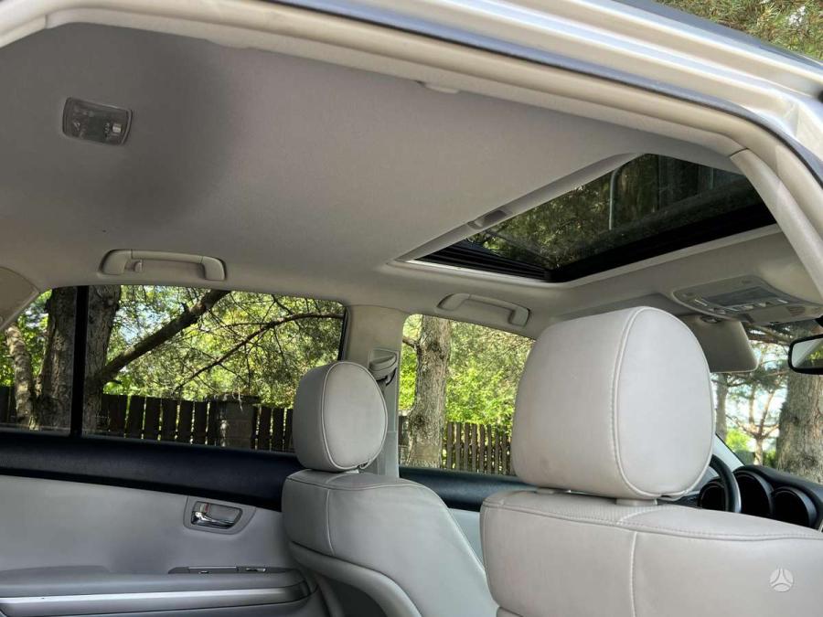 Pelēks Lexus RX 400h 2006 Viļņa, ar dzinēja tilpumu 3.30 L un nobraukumu 368 tūkst. km par 4500 €, foto 28 vietnē AUTOMOTO.COM.LV